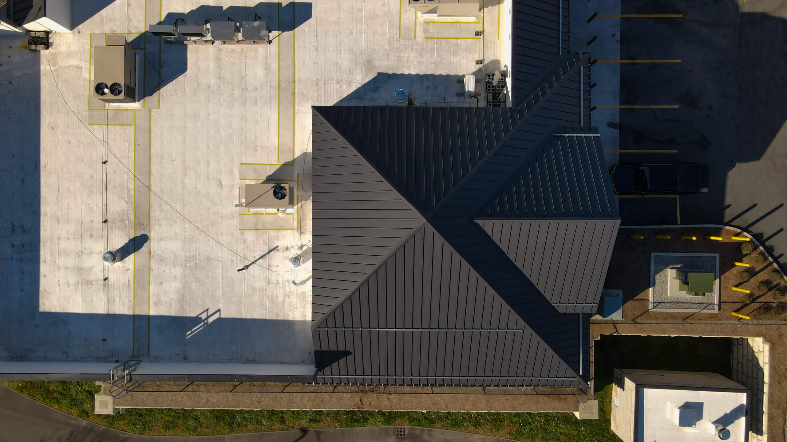 Commercial Metal Roof Pilot Truck Stop - Altitude Roofing